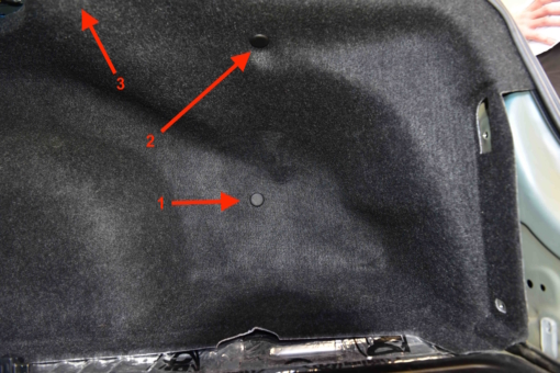 Changing Tail Lights – VE Commodore – AutoInstruct