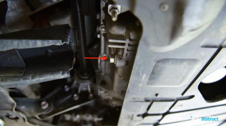 Engine Oil Change – Mazda 3 (BL) | AutoInstruct