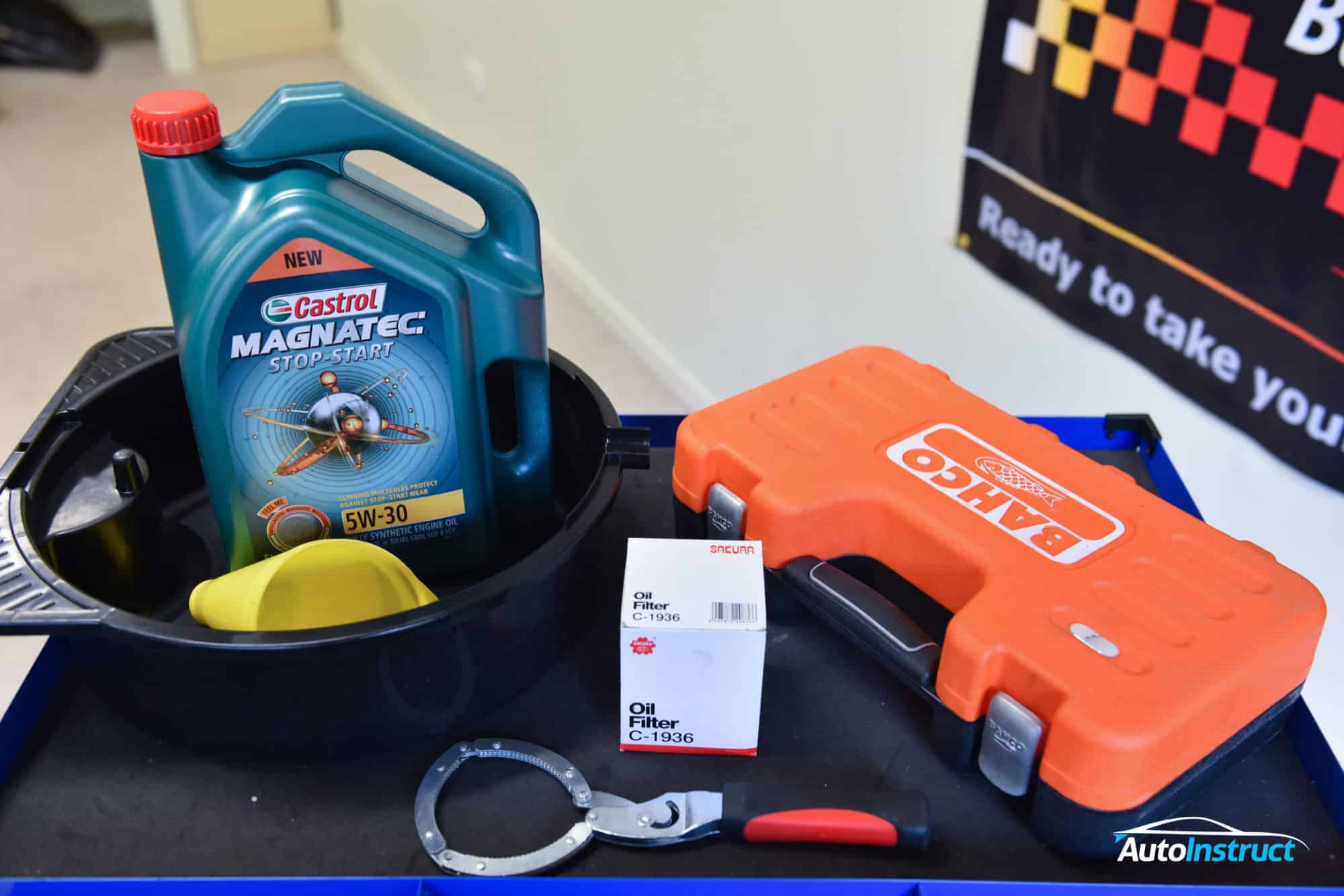 Engine Oil Change – Mazda 3 (BL) – AutoInstruct